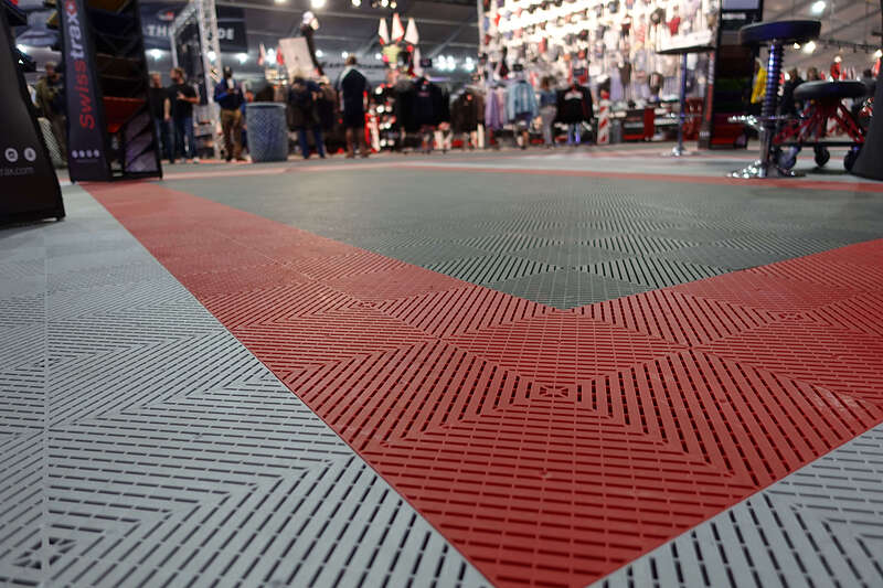 Ribtrax Smooth Pro Tile | Modular Flooring Systems | Swisstrax